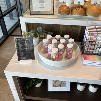TOO SWEET CAKES - Updated August 2024 - 100 Photos & 47 Reviews - 1727 ...