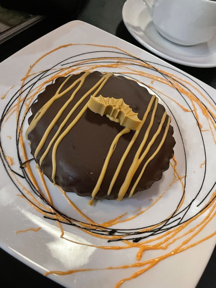 LEOGRETA - Updated January 2025 - 491 Photos & 283 Reviews - 301 W Main ...