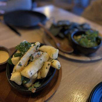 MACANDA - Updated May 2025 - 508 Photos & 189 Reviews - 294 Grove Ln E ...