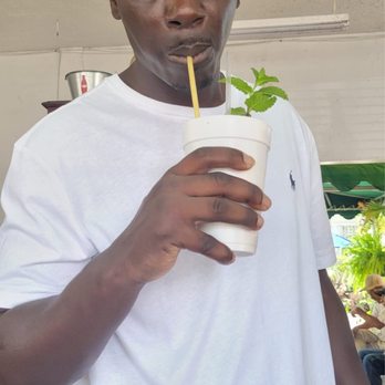 LOS PINARENOS FRUTERIA - Updated October 2025 - 247 Photos & 102 ...