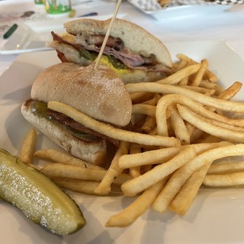 THE POINTE GRILL & BAR - Updated October 2025 - 64 Photos - 90 Reviews ...