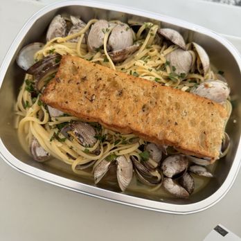 BUCK BAY SHELLFISH FARM - Updated July 2025 - 351 Photos & 220 Reviews ...