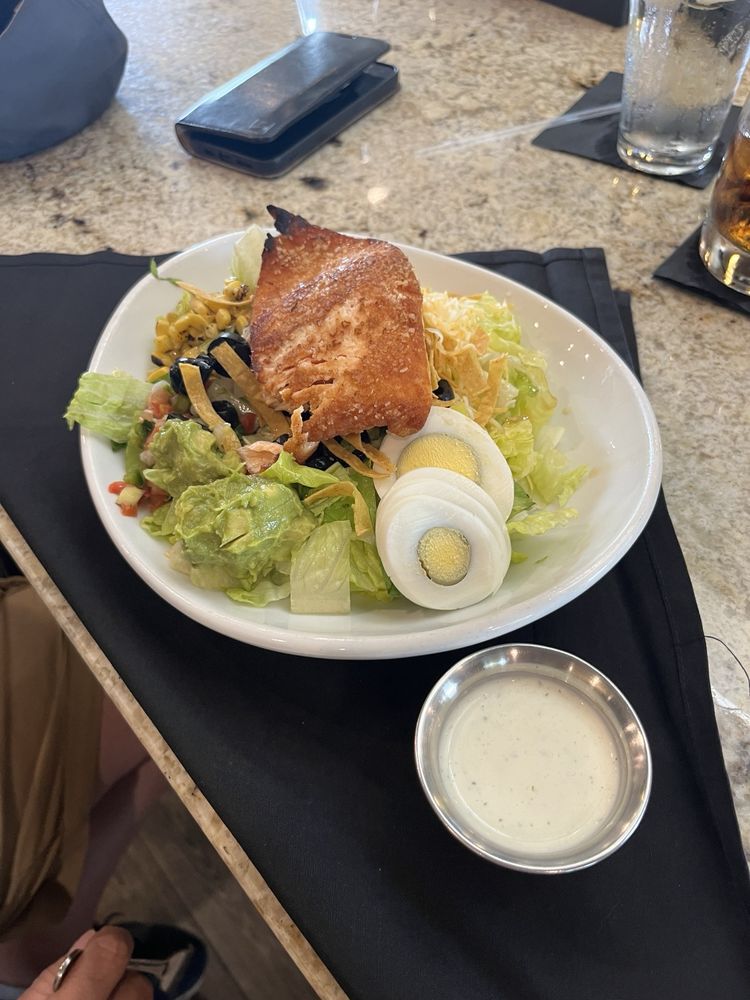 RIVER CROSSING CLUB - Updated October 2025 - 12 Photos - 500 River Way ...