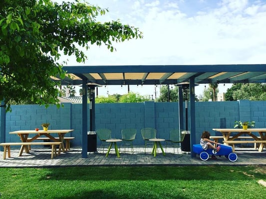 THE TEAPOT - Updated January 2025 - 452 Photos & 272 Reviews - 818 N ...