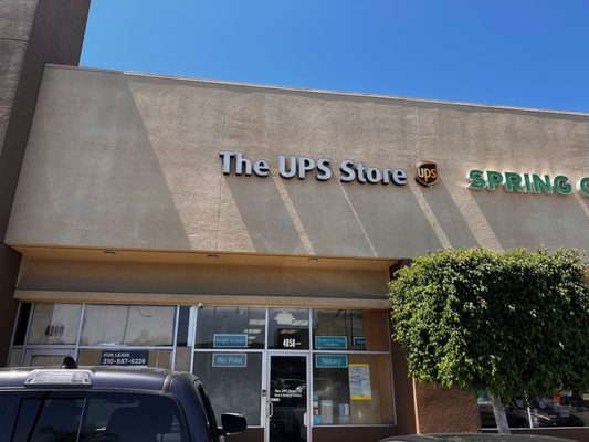 THE UPS STORE - Updated December 2025 - 50 Photos & 93 Reviews - 4858 W ...