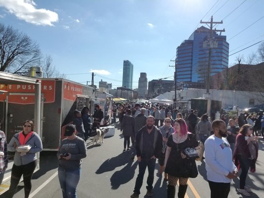 DURHAM FOOD TRUCK RODEO - 48 Photos & 16 Reviews - Food Trucks - 501 ...