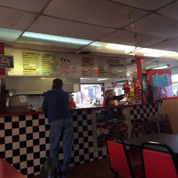 DEE’S DRIVE INN - Updated July 2025 - 24 Photos & 19 Reviews - 109 W ...
