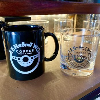 TEN & TWO COFFEE BAR - Updated December 2025 - 46 Photos & 41 Reviews ...