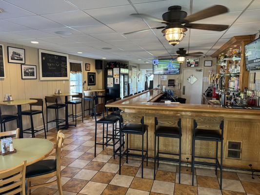 TOSCO’S PUB AND GRILL - Updated December 2025 - 49 Photos & 52 Reviews ...