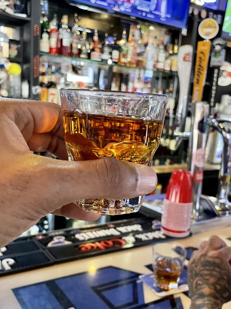 THE BLUE LINE HOCKEY BAR - Updated March 2025 - 135 Photos & 254 ...