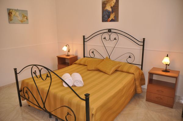 CASE VACANZA LORIA - 25 Photos - Vacation Rentals - Via Amba Alagi 153 ...