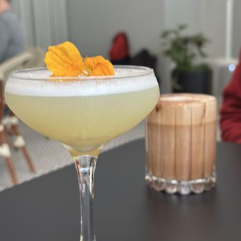 TABLE 33 - Updated December 2025 - 492 Photos & 409 Reviews - 45 W 4th ...