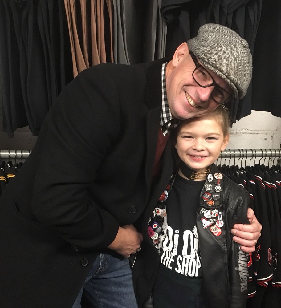 OI OI THE SHOP - Updated January 2026 - 28 Photos - 454-455 The Stables ...