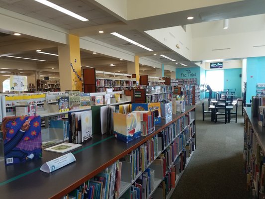 MAIN STREET LIBRARY - Updated December 2025 - 21 Photos - 110 Main St ...