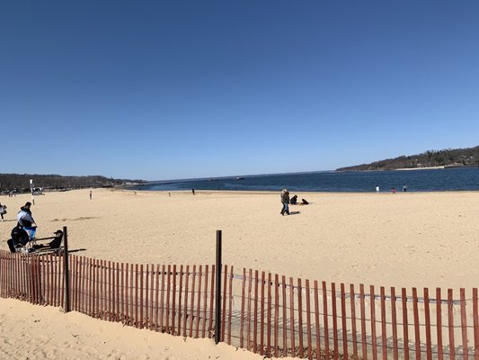 NORTH HEMPSTEAD BEACH PARK - Updated March 2025 - 138 Photos & 28 ...