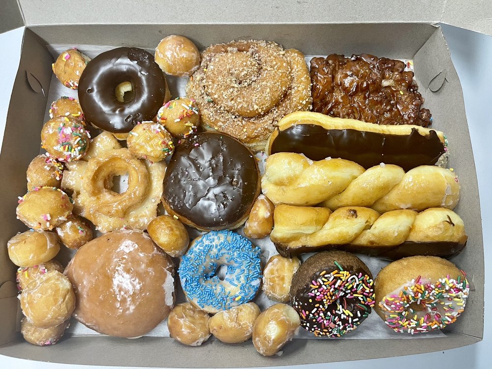 DAILY DONUT - Updated September 2025 - 13 Photos & 36 Reviews - 17707 ...