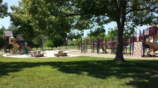 CHADWICK PARK - Updated October 2025 - 1953 London Ave, Manteca ...