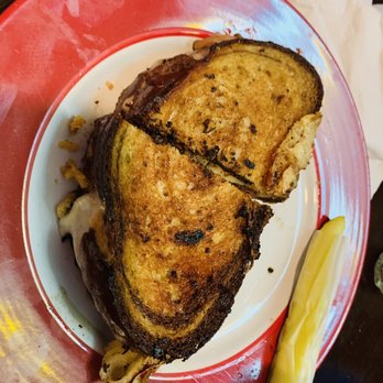 GRUMPY GATORS BAR & GRILL - Updated June 2025 - 47 Photos & 76 Reviews ...