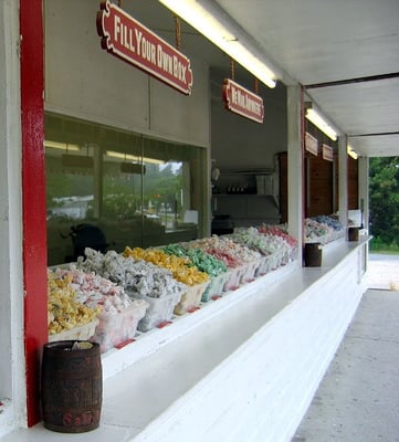 CAPE COD SALT WATER TAFFY - Updated October 2025 - 40 Photos & 47 ...