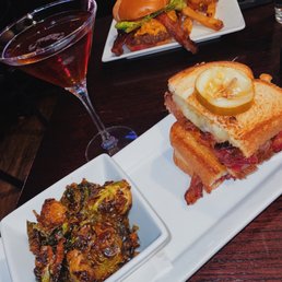 GRANFALLOON RESTAURANT & BAR - Updated October 2025 - 211 Reviews & 157 ...