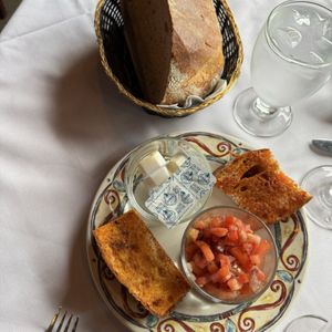 APULIA RISTO-PIZZA - Updated October 2025 - 62 Photos & 53 Reviews ...