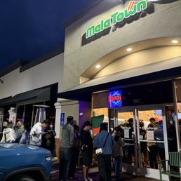 MALA TOWN - Updated July 2025 - 991 Photos & 670 Reviews - 438 Barber ...