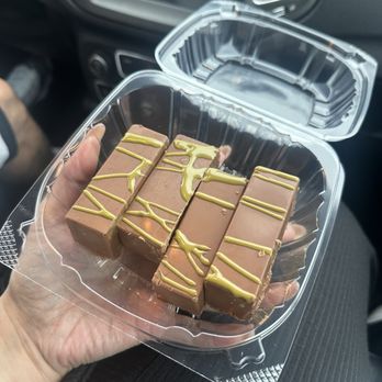 ROYAL ROASTERY - HOUSTON - Updated July 2024 - 131 Photos & 59 Reviews ...