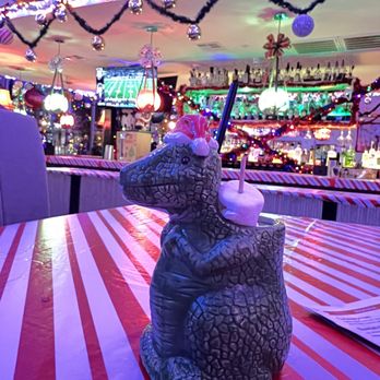 HIDE - Updated December 2025 - 1082 Photos & 555 Reviews - 1928 ...