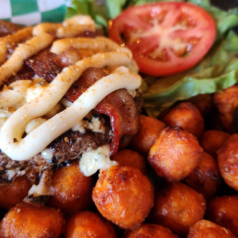 PATTIES & PINTS - Updated October 2025 - 32 Photos & 29 Reviews - 211 ...