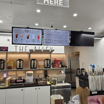 THE ALLEY BOBA TEA - ELK GROVE - Updated September 2025 - 444 Photos ...