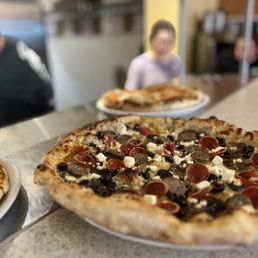 FONDI PIZZERIA - Updated July 2025 - 21 Photos - 2515 N Proctor St ...