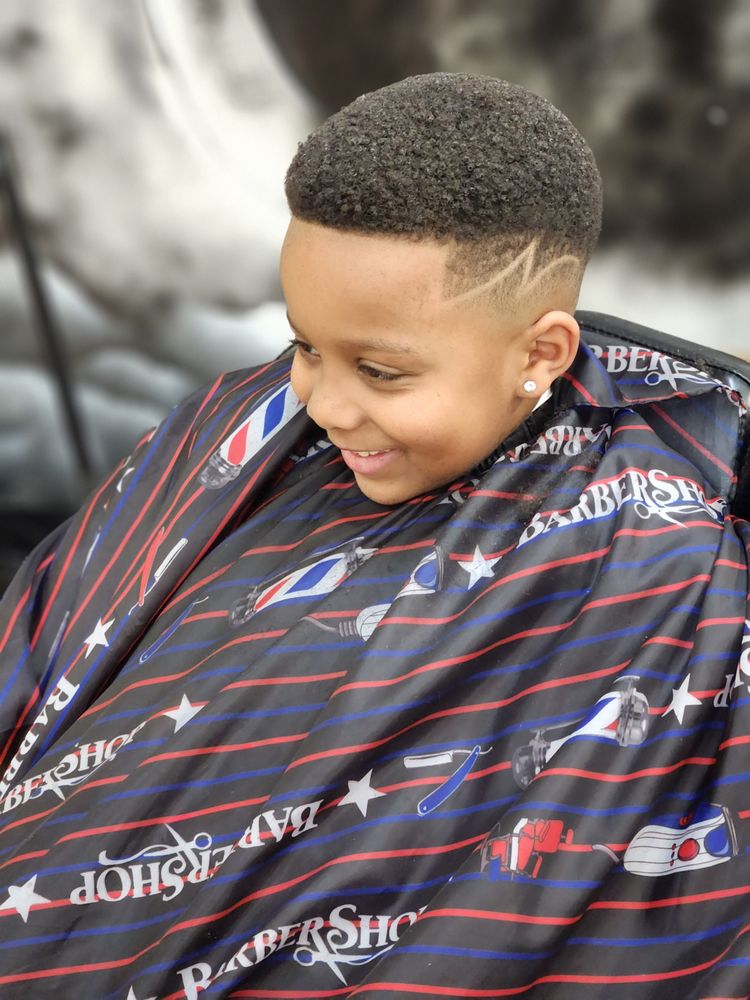 STRAIGHT LINE BARBER SHOP - Updated November 2024 - 603 S Hamilton Rd ...