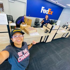 FEDEX OFFICE - Updated September 2025 - 16 Photos - 3109 Waialae Ave ...