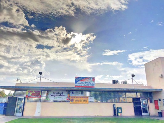 LEE’S MERCED COMMUNITY FOOD MARKET - 149 Photos & 66 Reviews ...