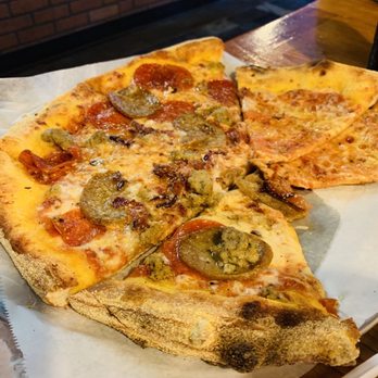 THE ROLLING TOMATO - Updated October 2025 - 103 Photos & 252 Reviews ...