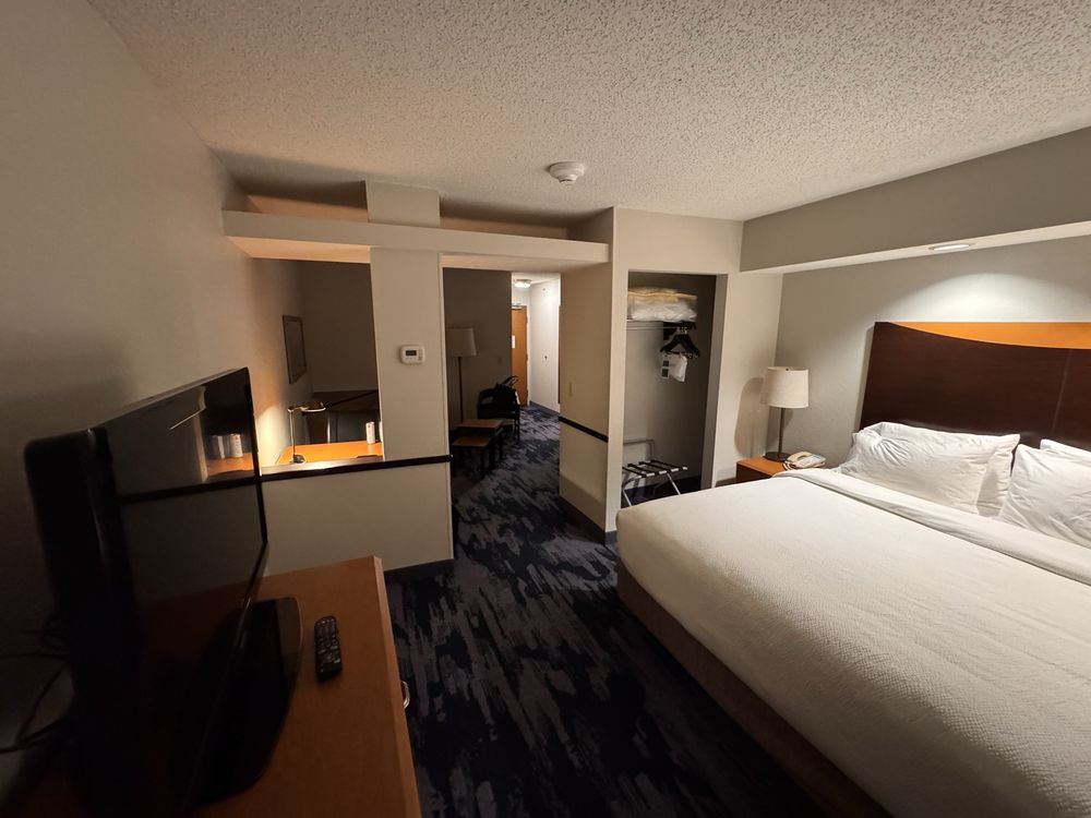 FAIRFIELD INN & SUITES BELOIT - Updated March 2025 - 54 Photos & 35 ...