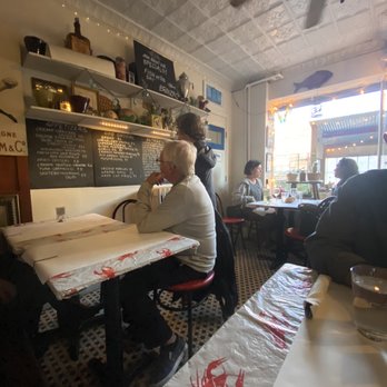 PETITE CREVETTE - Updated October 2025 - 167 Photos & 360 Reviews - 144 ...