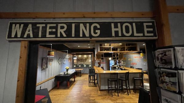 THE MACHINE SHED - APPLETON - Updated October 2025 - 163 Photos & 193 ...