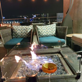 HARBOR & SKY ROOFTOP BAR AND LOUNGE - Updated September 2024 - 137 ...