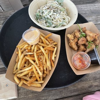 WALNUT GARDEN - Updated June 2024 - 40 Photos & 14 Reviews - 1706 ...