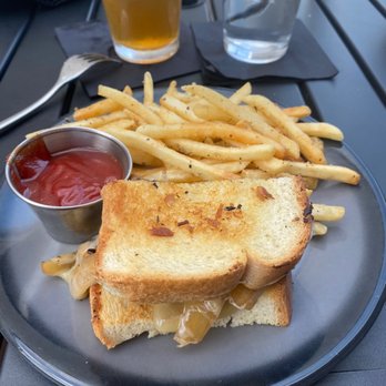 THE SIPP ON SOUTH LAMAR - Updated November 2024 - 67 Photos & 62 ...