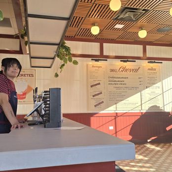 SMALL CHEVAL - Updated April 2025 - 36 Photos & 17 Reviews - 2156 W ...