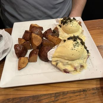 CAFE NOLA - Updated December 2025 - 671 Photos & 831 Reviews - 4 E ...