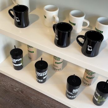 MOTORING COFFEE - Updated October 2024 - 144 Photos & 44 Reviews - 1525 ...