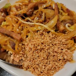 GOLDEN FLOWER VIETNAMESE - Updated October 2025 - 988 Photos & 1219 ...