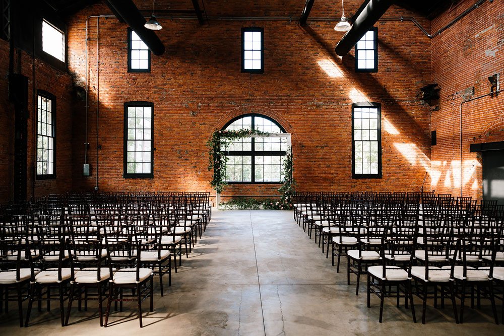 TENK WEST BANK - Updated September 2025 - 23 Photos - 2111 Center St ...