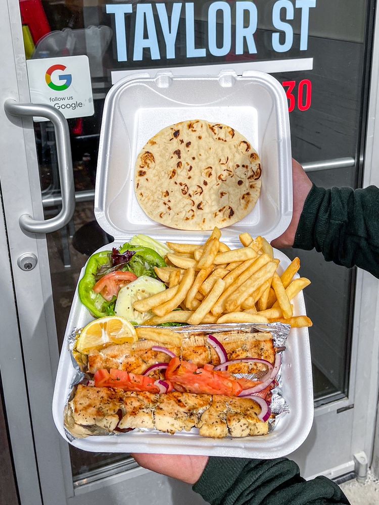 MR GREEK GYROS - Updated July 2024 - 14 Photos - 1416 W Taylor St ...