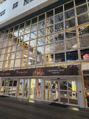 AUTONATION IMAX 3D THEATER - Updated December 2025 - 93 Photos & 110 ...