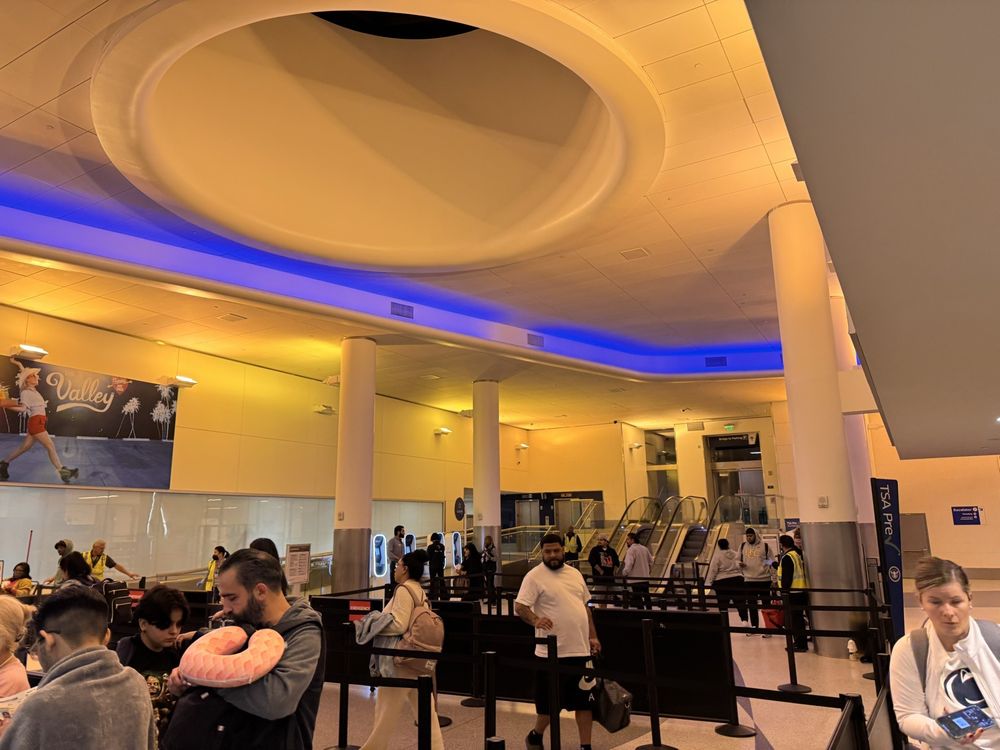 LAX TERMINAL 5 - Updated July 2025 - 550 Photos & 286 Reviews - 201 ...