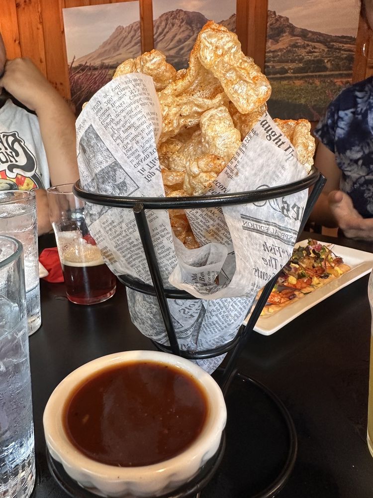 RED DOG BAR / BISTRO - Updated July 2024 - 25 Photos & 37 Reviews ...